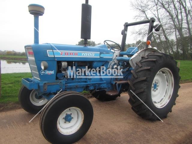 Heres one of my favorite other brand tractors....Ford 7000 - General ...