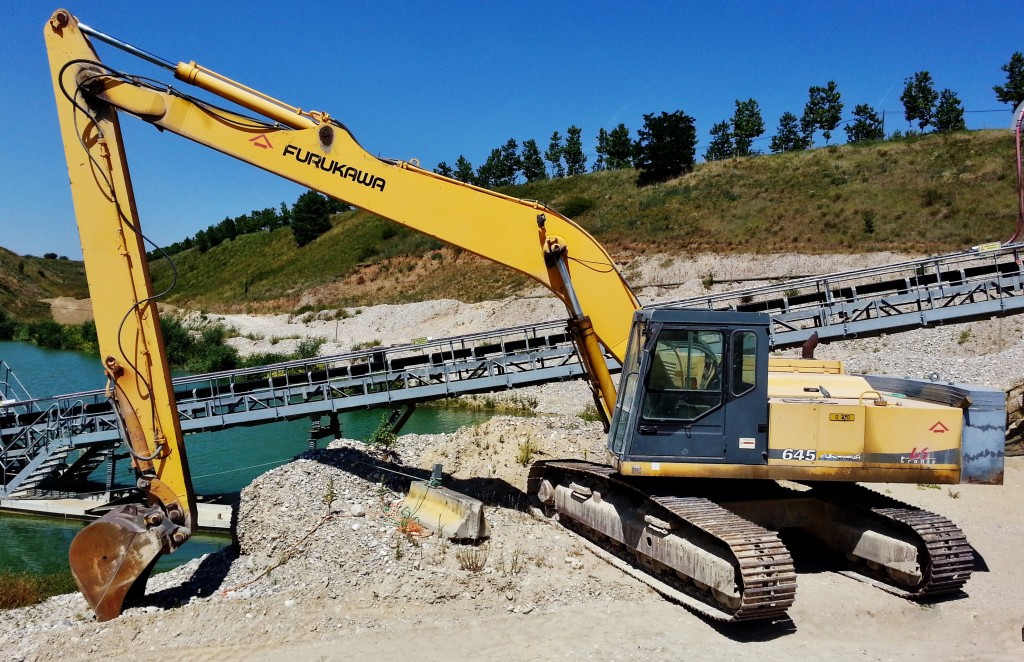 history on International excavators - IH Construction Equipment - Red ...