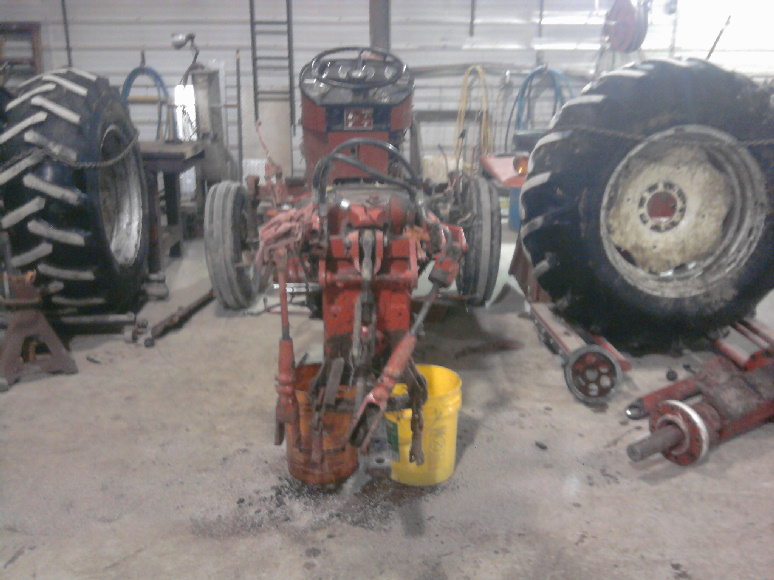 IH 574, 674 etc brake job - Technical IH Talk - Red Power Magazine ...