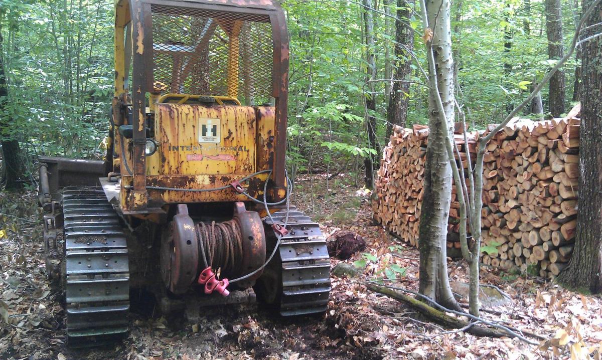 Winch logging techniques - IH Construction Equipment - Red Power ...