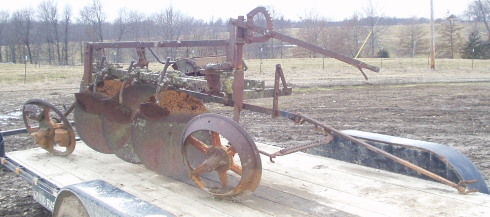 IH disc plow what model ??? - Technical IH Talk - Red Power Magazine ...