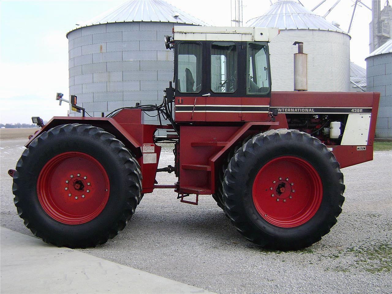 Sharp looking International 4386 - General Chat - Red Power Magazine ...