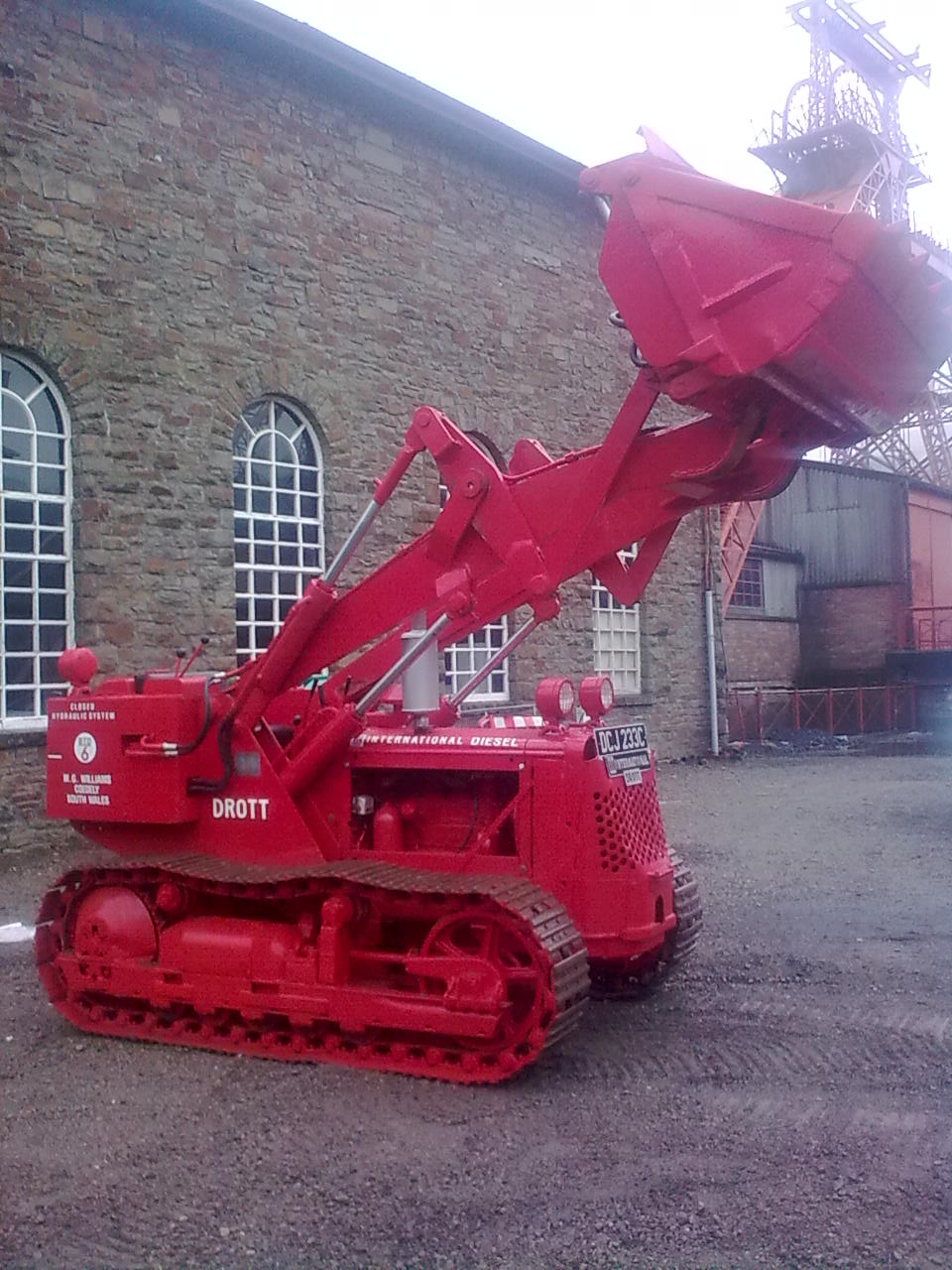 1957 I H Drott loader - IH Construction Equipment - Red Power Magazine ...