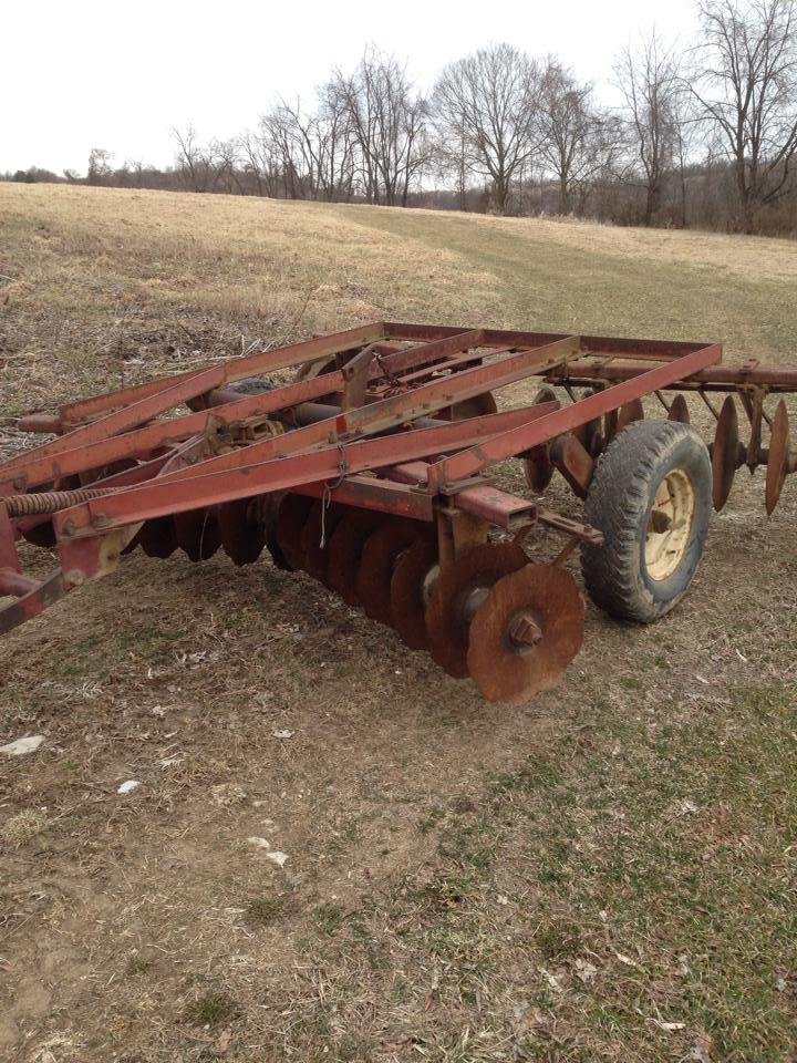 Need help from the pros on an ih 350 disc - General Chat - Red Power ...
