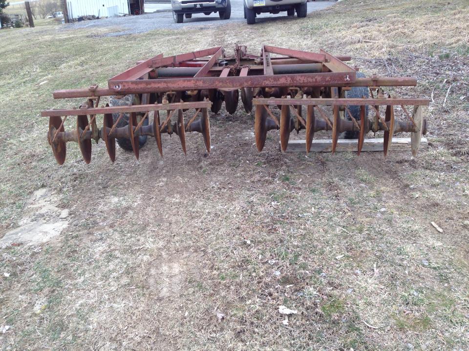 Need help from the pros on an ih 350 disc - General Chat - Red Power ...