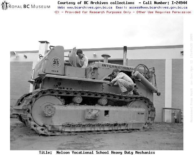 TD25B & TD9B? at School Shop - IH Construction Equipment - Red Power ...