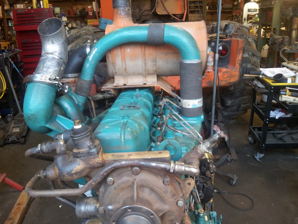 Brand New DT 358 for 515B Loader - IH Engines - Red Power Magazine ...