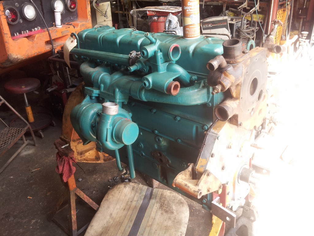 Brand New DT 358 for 515B Loader - IH Engines - Red Power Magazine ...