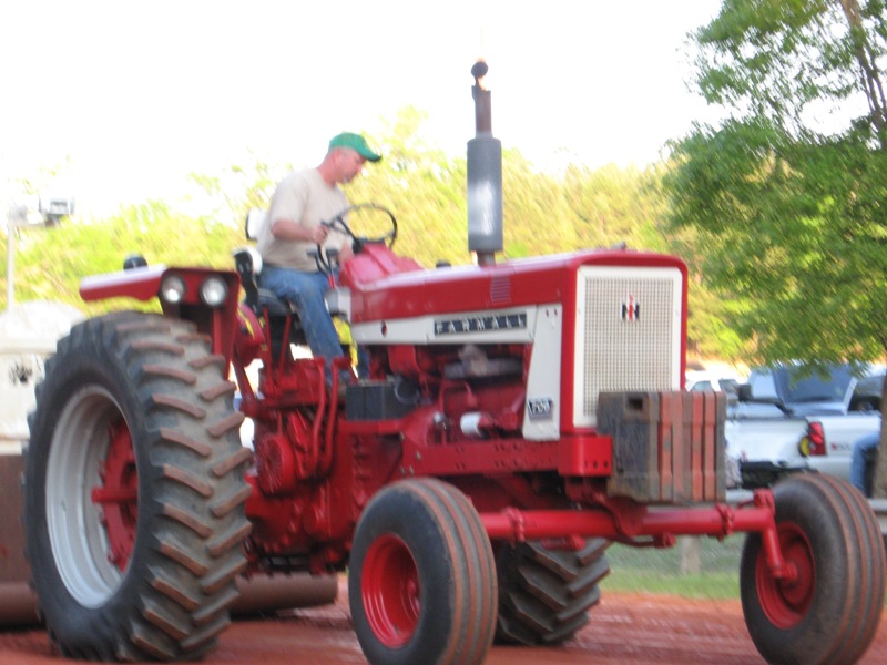 Need injector pump for 706D - Technical IH Talk - Red Power Magazine ...