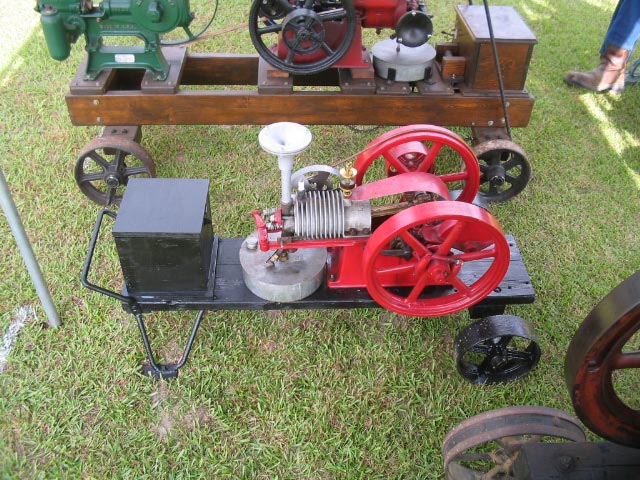 Tom Thumb - IH Engines - Red Power Magazine Community