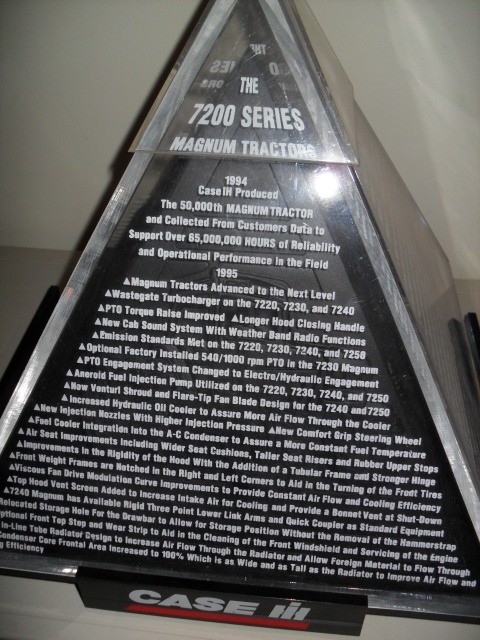 Magnum Pyramid - IH Toys, Memorabilia & Collectibles - Red Power ...