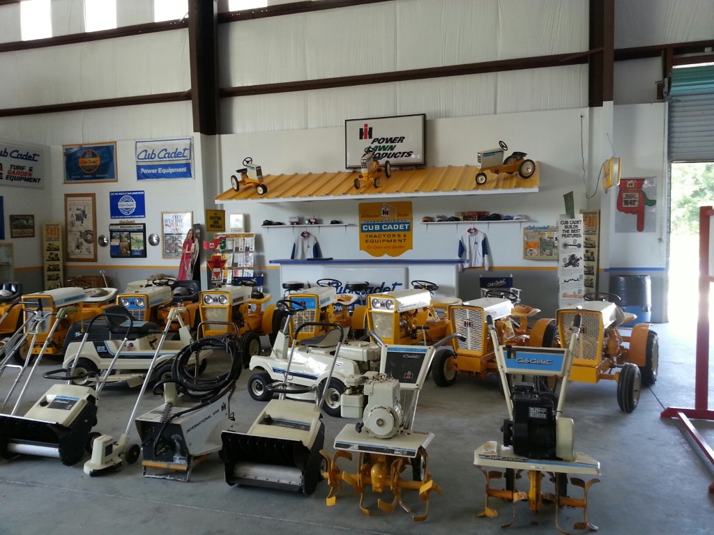 Stew's IH Stuff Cadet Display - Cub Cadets - Red Power Magazine Community