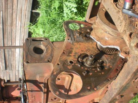 Coolent in oil pan Farmall M gas - Technical IH Talk - Red Power ...