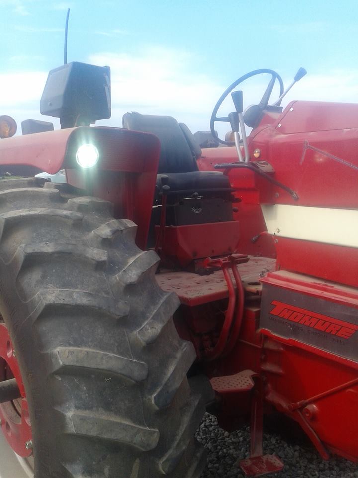 LED LIGHTS FOR YOUR IH TRACTORS - Page 2 - Technical IH Talk - Red ...