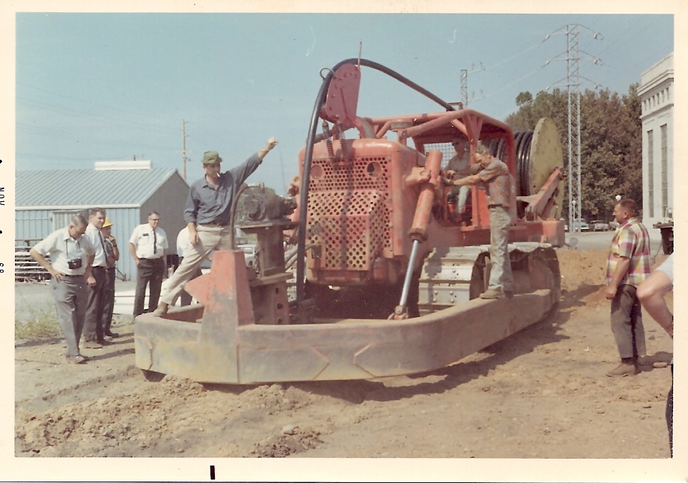 IH dozer and tile plow - IH Construction Equipment - Red Power Magazine ...