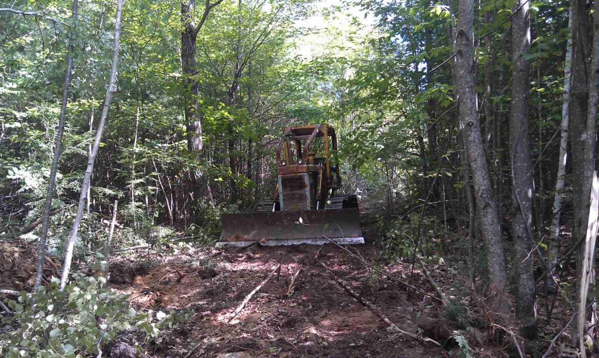 TD9B derailed in Maine - IH Construction Equipment - Red Power Magazine ...