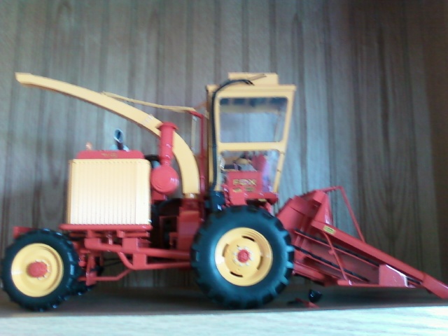 Fox Self Propelled Forage Harvesters - General Chat - Red Power ...