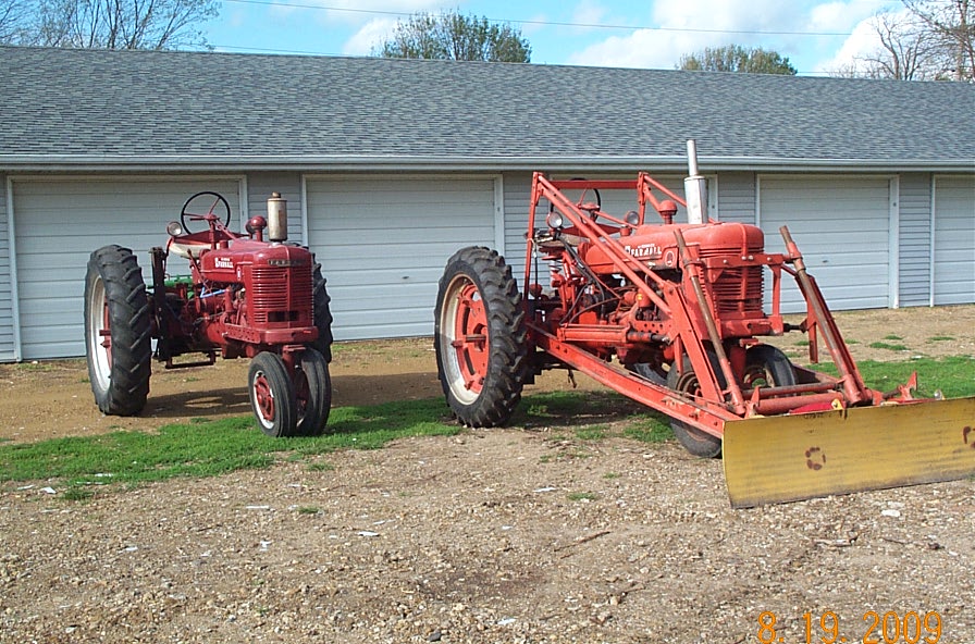 IH #30 Loader - General Chat - Red Power Magazine Community