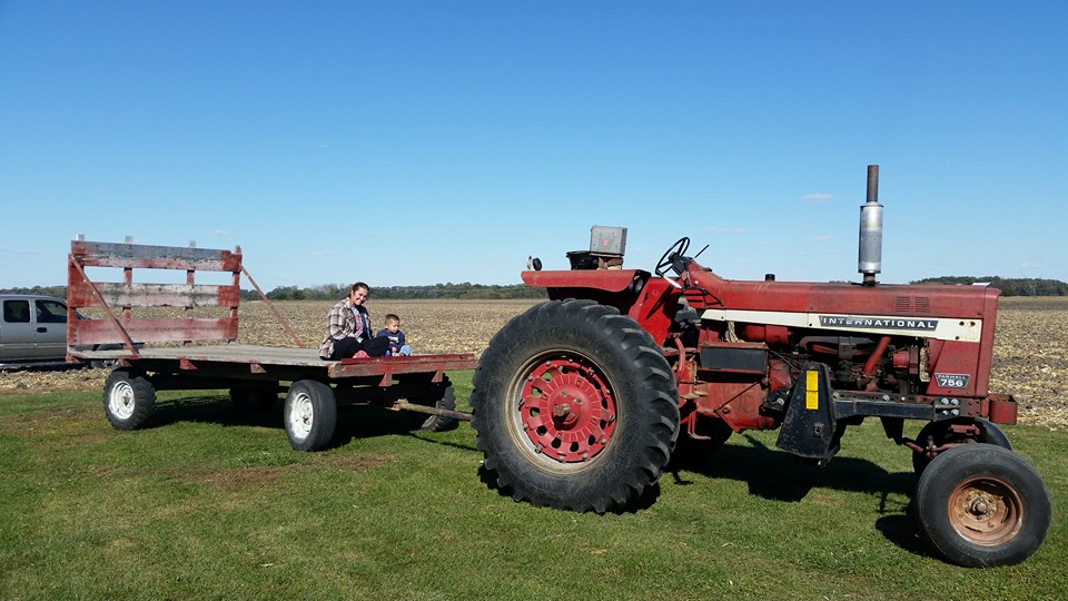 Hayrack Ride - General Chat - Red Power Magazine Community