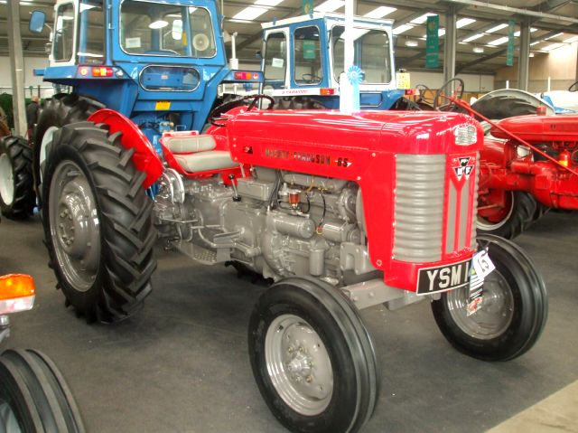 A few more English tractors - General Chat - Red Power Magazine Community