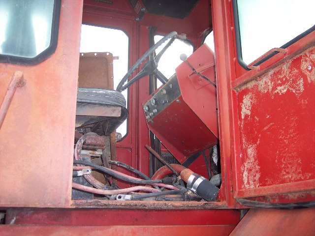 Salvage Yard and (TERP) tractors - Technical IH Talk - Red Power ...