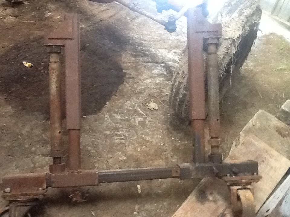 Splitting Stands Lets see'um - Technical IH Talk - Red Power Magazine ...