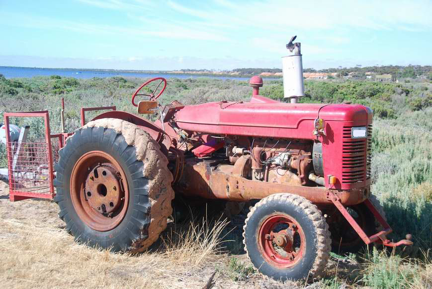 Boat Tractors - Page 3 - Technical IH Talk - Red Power Magazine Community