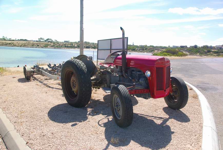 Boat Tractors - Page 4 - Technical IH Talk - Red Power Magazine Community