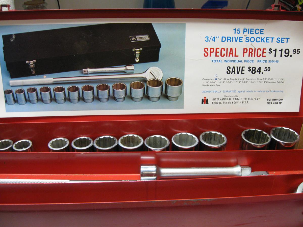 International socket set - IH Toys, Memorabilia & Collectibles - Red ...