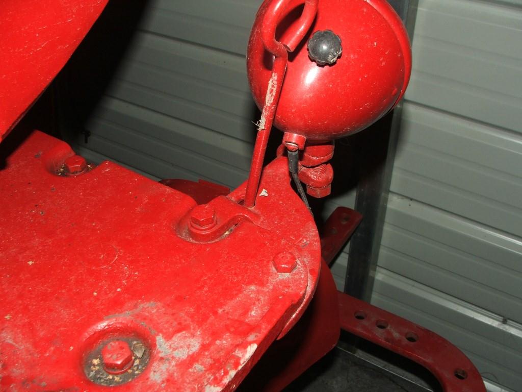 Farmall H rear light - Technical IH Talk - Red Power Magazine Community