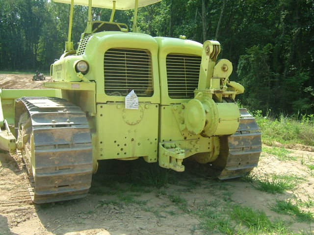 Euclid construction equipment - IH Construction Equipment - Red Power ...