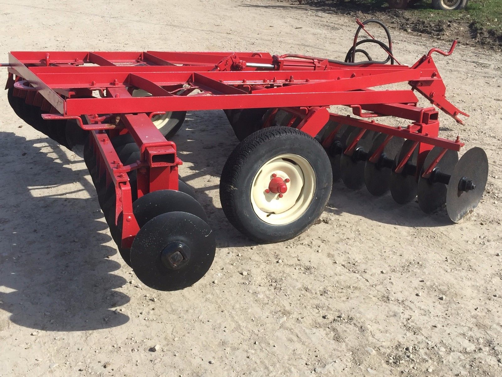 IHC # 37 Transport Disc - Projects, Builds, & Restorations - Red Power ...