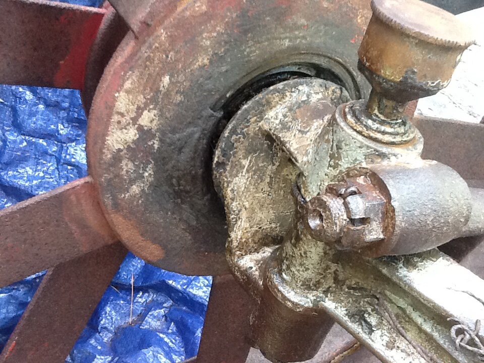 Pressure Wash ?Caked Grease ?? - Technical IH Talk - Red Power Magazine ...