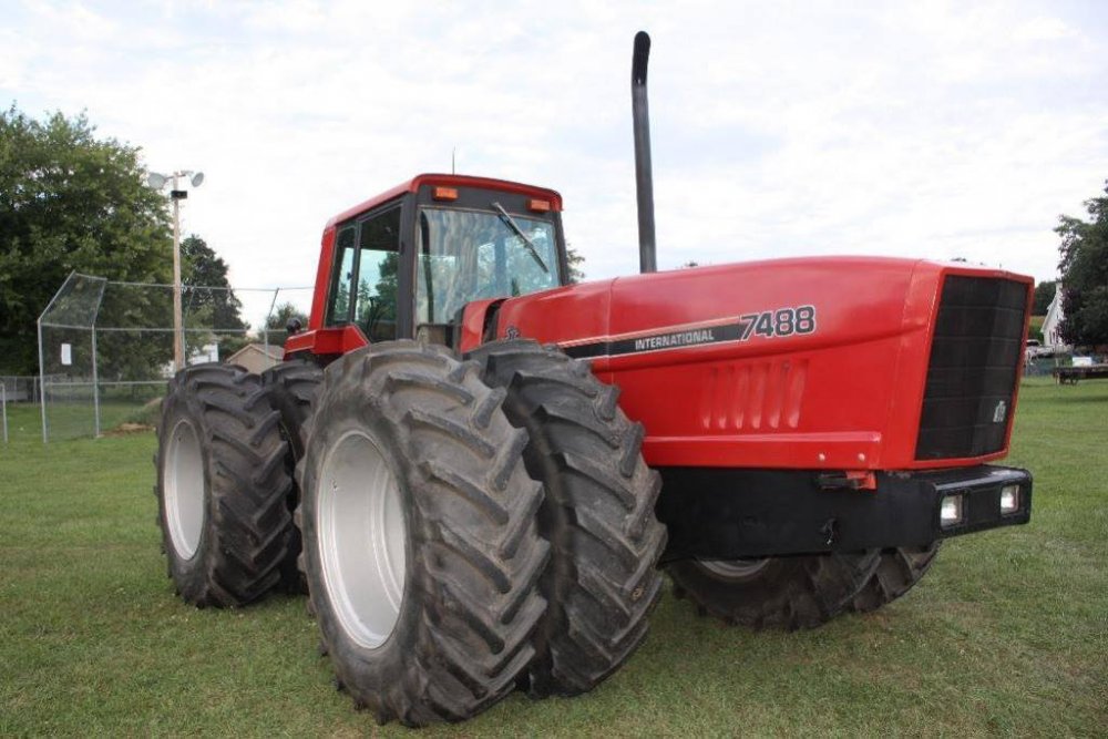 This 7488 brought $105,000 at a auction in southeast Pa. - Technical IH ...