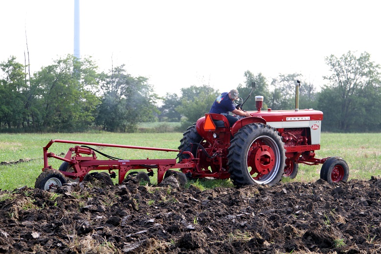 NW Ohio Plow day Pictures - General Chat - Red Power Magazine Community