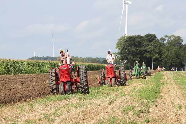 NW Ohio Plow day Pictures - General Chat - Red Power Magazine Community