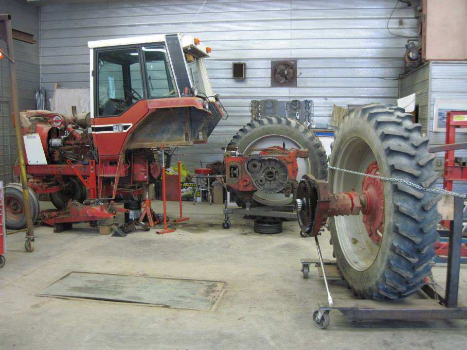 06 - 86 main frame splitting stand - Technical IH Talk - Red Power ...