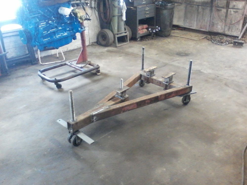 06 - 86 main frame splitting stand - Technical IH Talk - Red Power ...