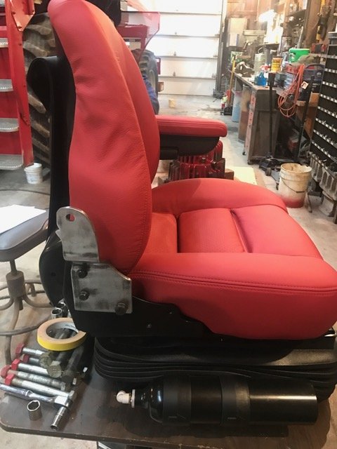 New magnum seat into boxcar magnum - Technical IH Talk - Red Power ...