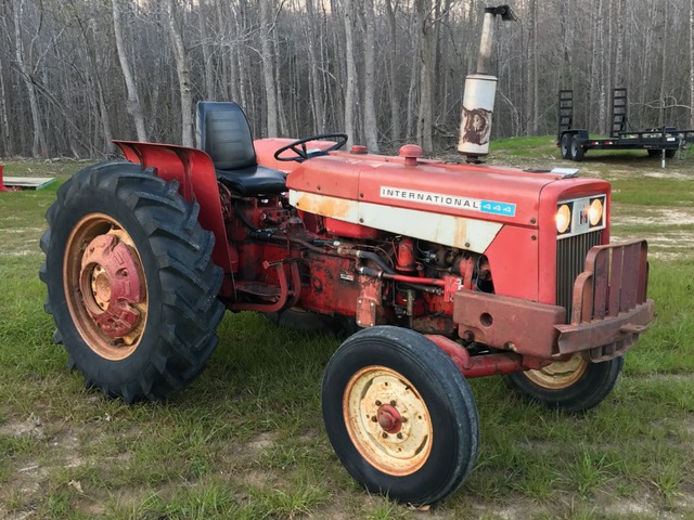 Ok I bought the 1971 444, now to freshen it up. I have questions ...