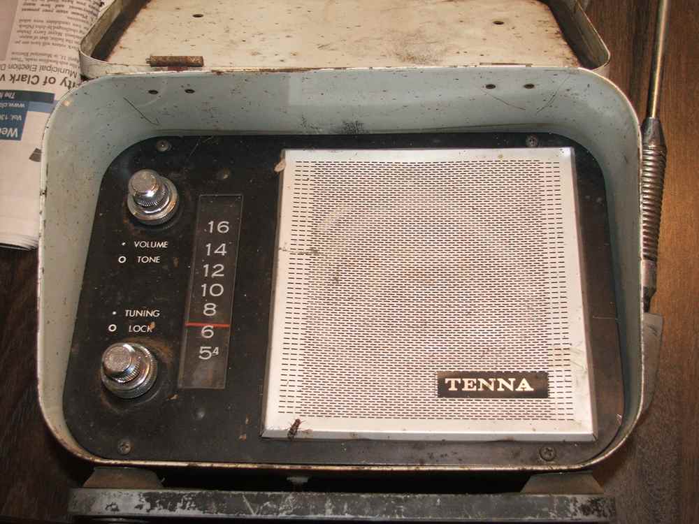 Tenna Fender Mount Radio - General Chat - Red Power Magazine Community