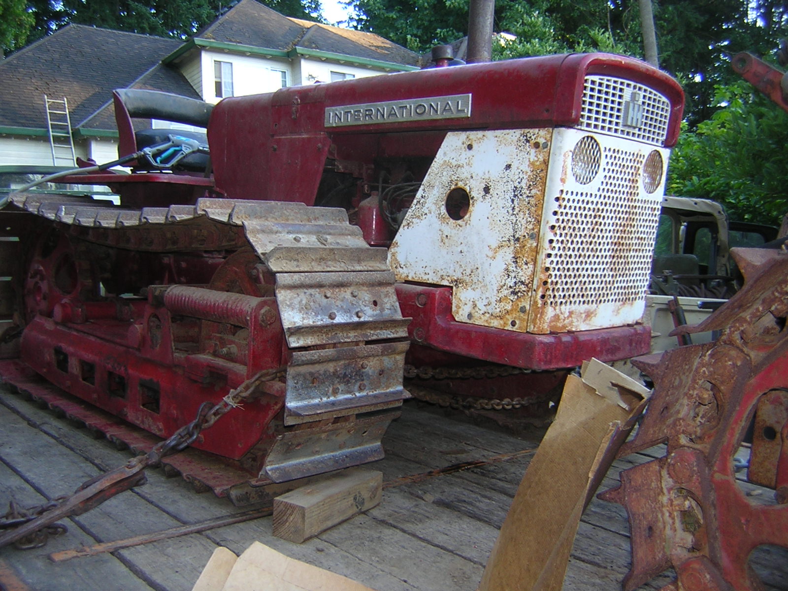 International T4 and T5 orchard tractor - IH Construction Equipment ...