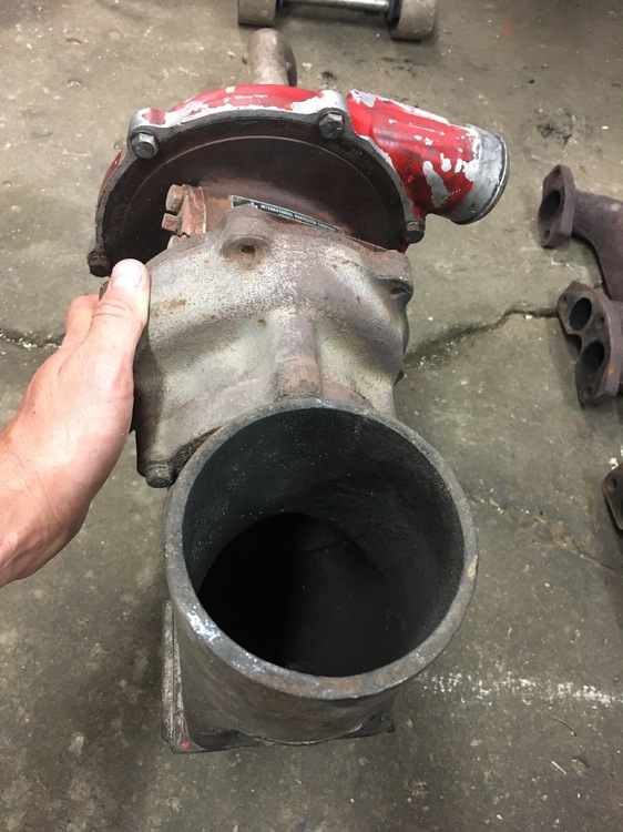 Factory 282 Diesel with IH turbo - Technical IH Talk - Red Power ...