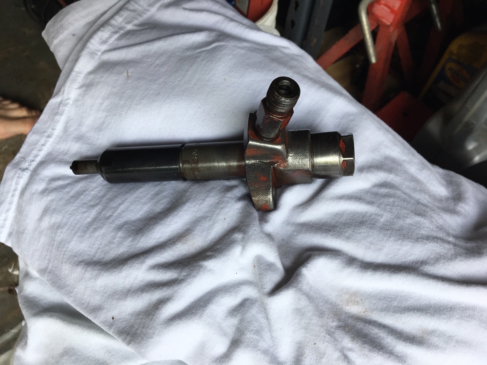 706 D310 injector replacement - Technical IH Talk - Red Power Magazine ...