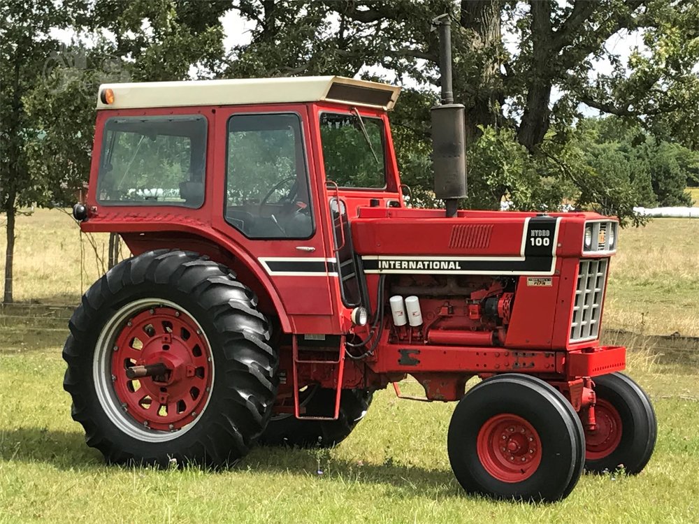 Original Hydro 100 blackstripe in excellent shape - Technical IH Talk ...