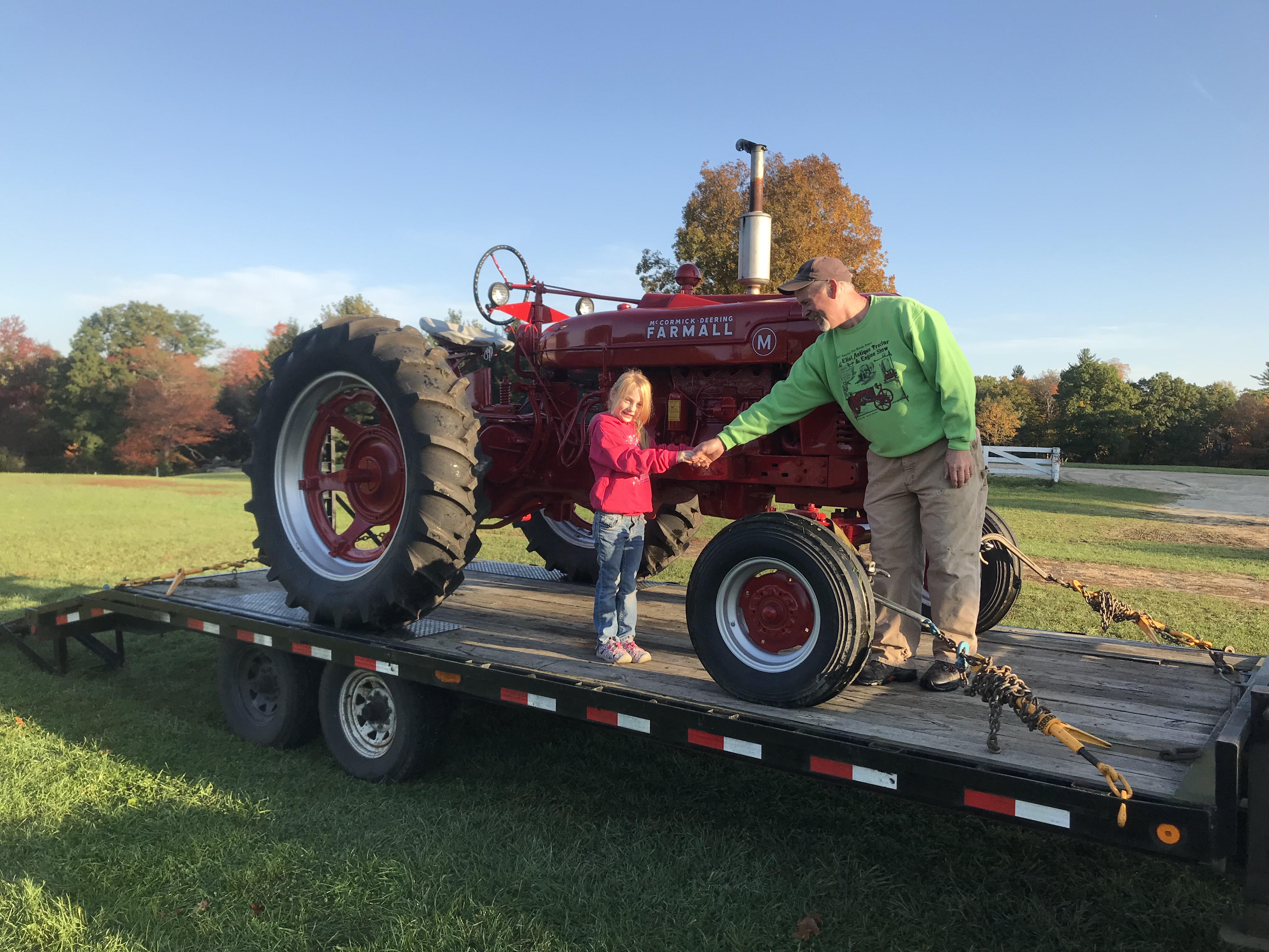 My daughters new Tractor - General Chat - Red Power Magazine Community