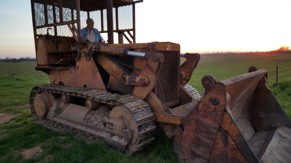 International 250 Loader - IH Construction Equipment - Red Power ...