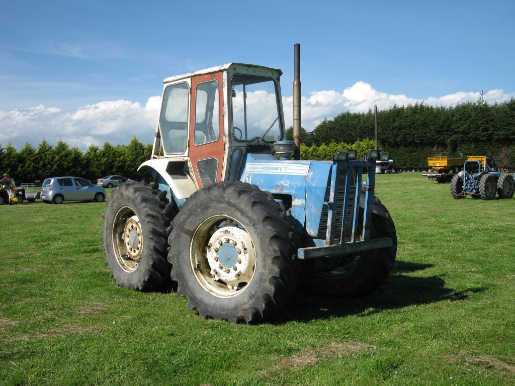 Dad's (Blue) Tractor - General Chat - Red Power Magazine Community
