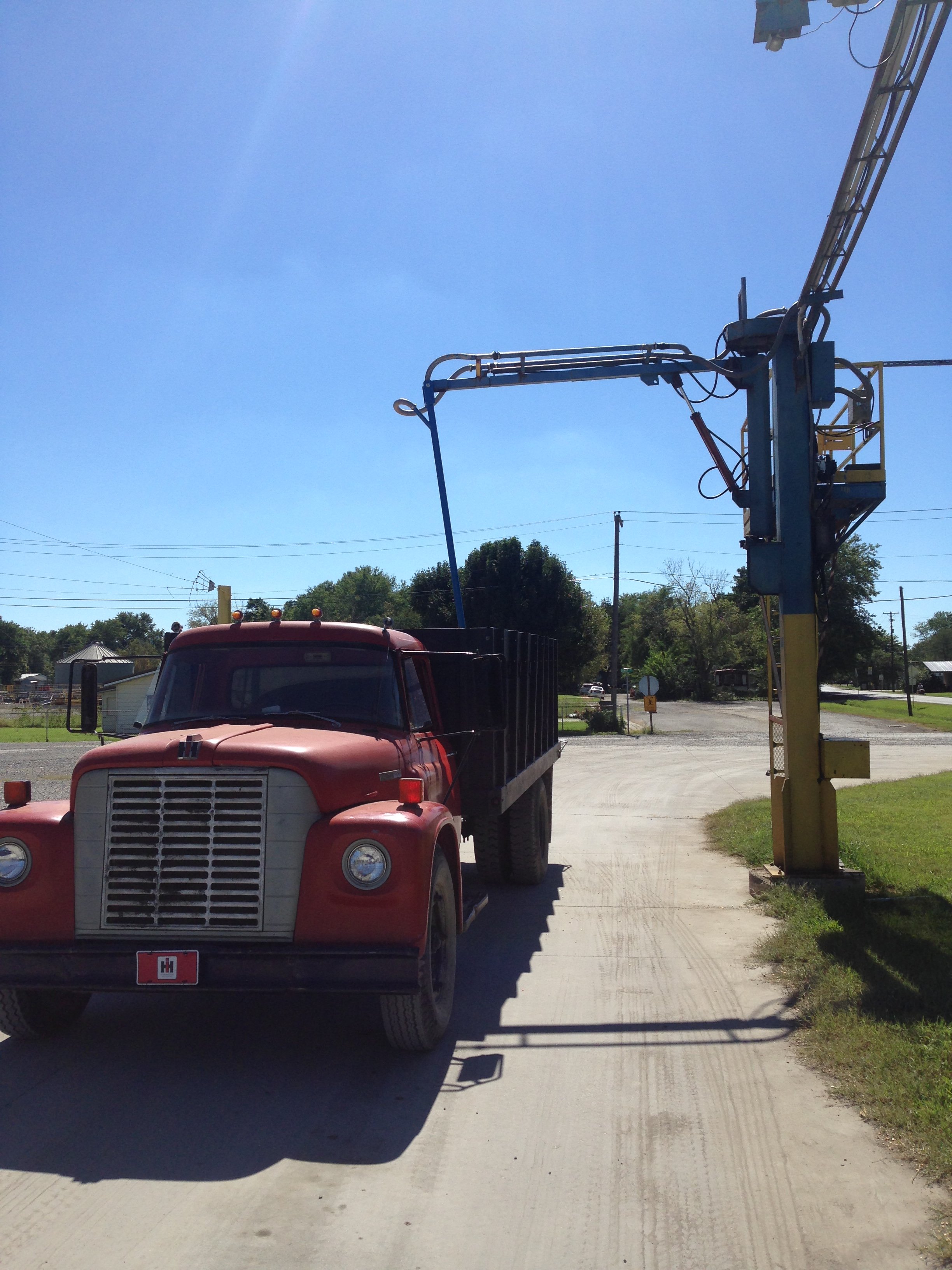 1975 Loadstar stretching its legs this past year - Technical IH Talk ...