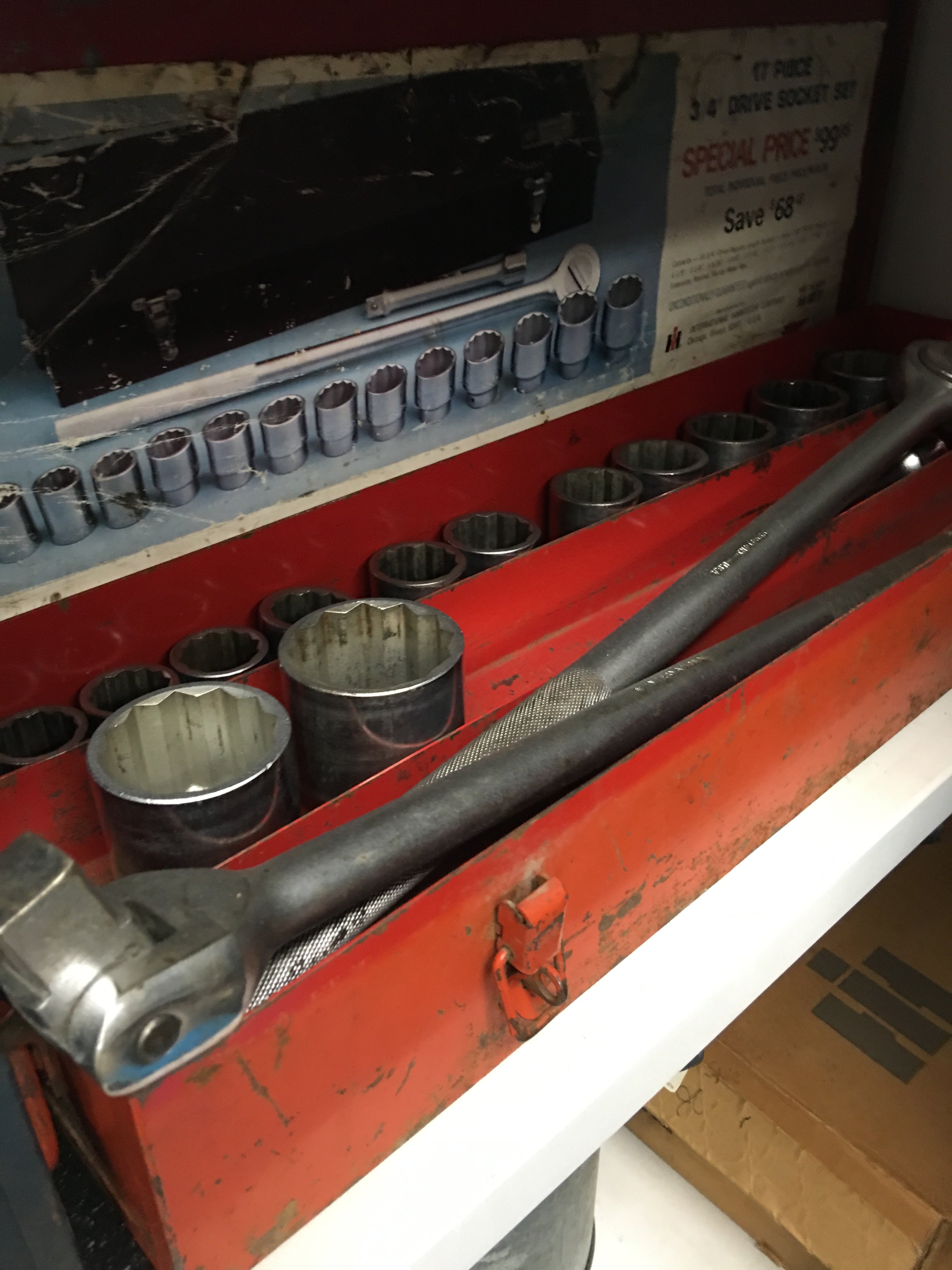 IH socket set - General Chat - Red Power Magazine Community